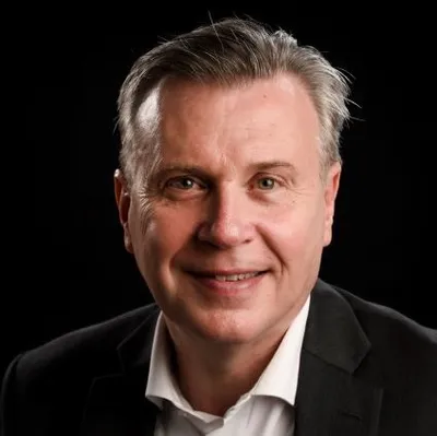 Conversation: Professor Kevin Ashford-Rowe; PVC (Digital Learning), QUT ...